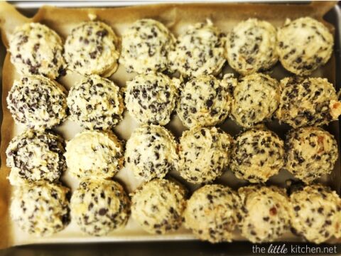 DoubleTree Cookie Recipe - The Little Kitchen